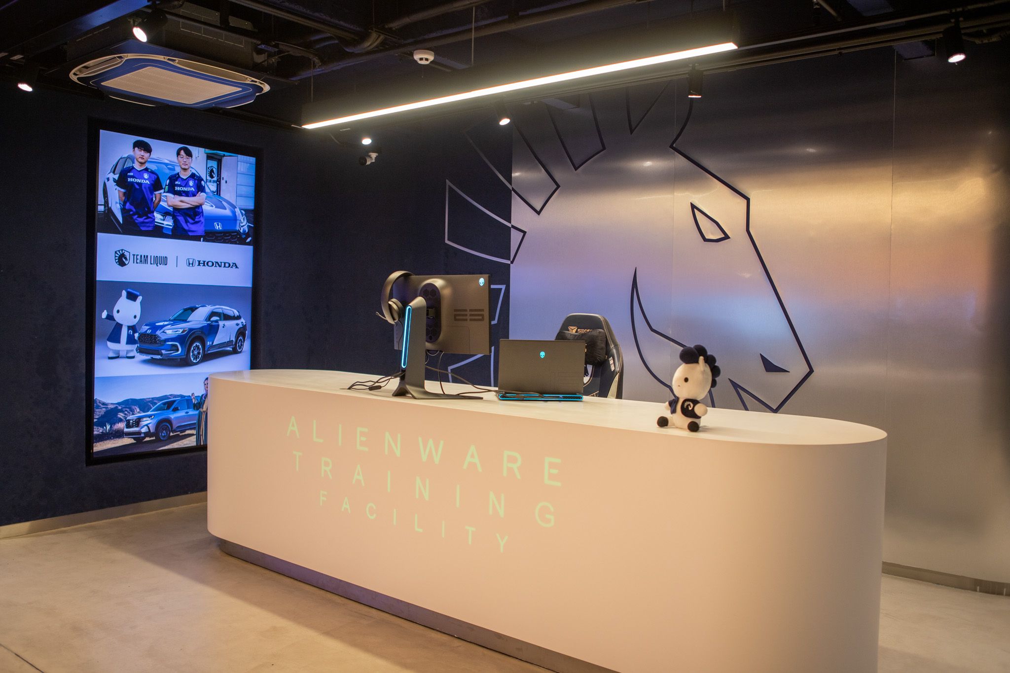 Team Liquid e Alienware inauguram maior centro de operações, moradia e ...